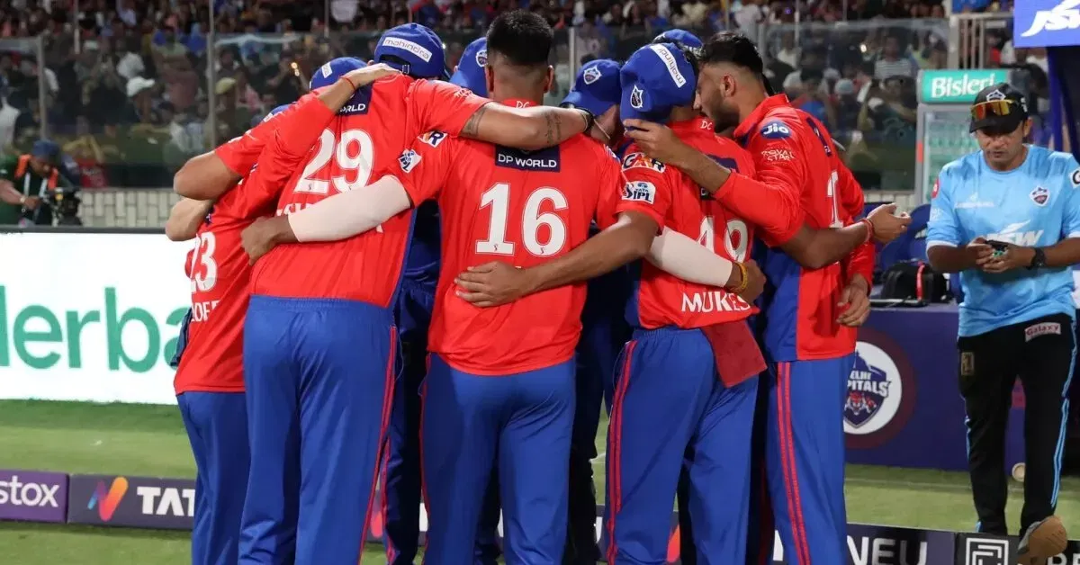 Top 10 IPL teams and their brand values