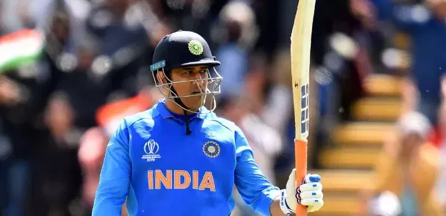 MS Dhoni shares glimpse of his birthday celebration with his special fans
