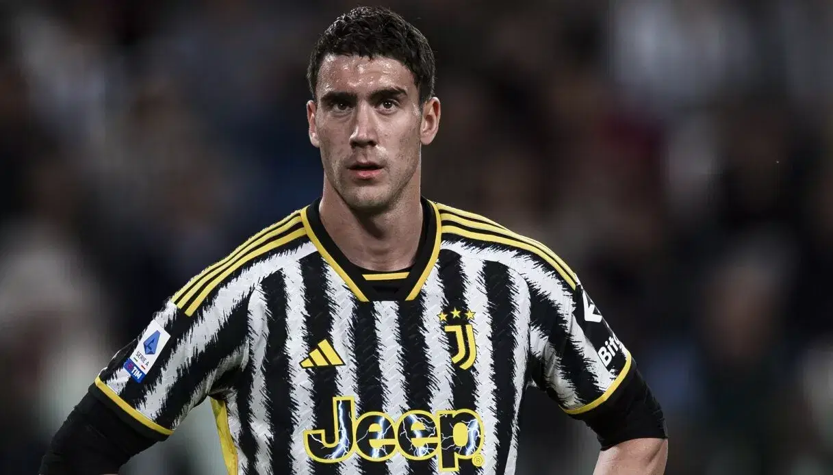 Psg Reach Personal Agreement With Juventus Striker Dusan Vlahovic